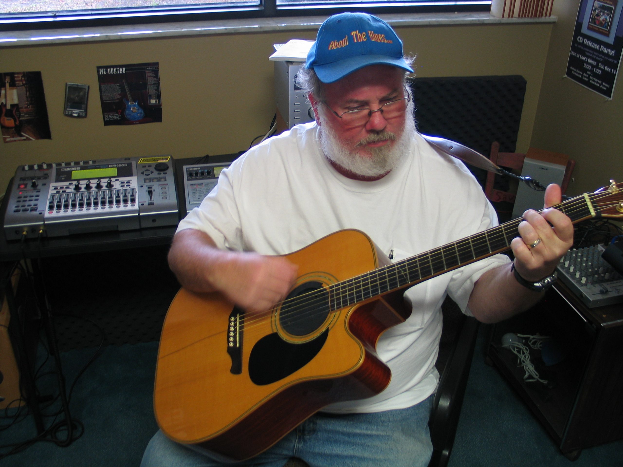 Dave Thomas '80 Sings the Christmas Blues With A Happy Heart - Florida ...