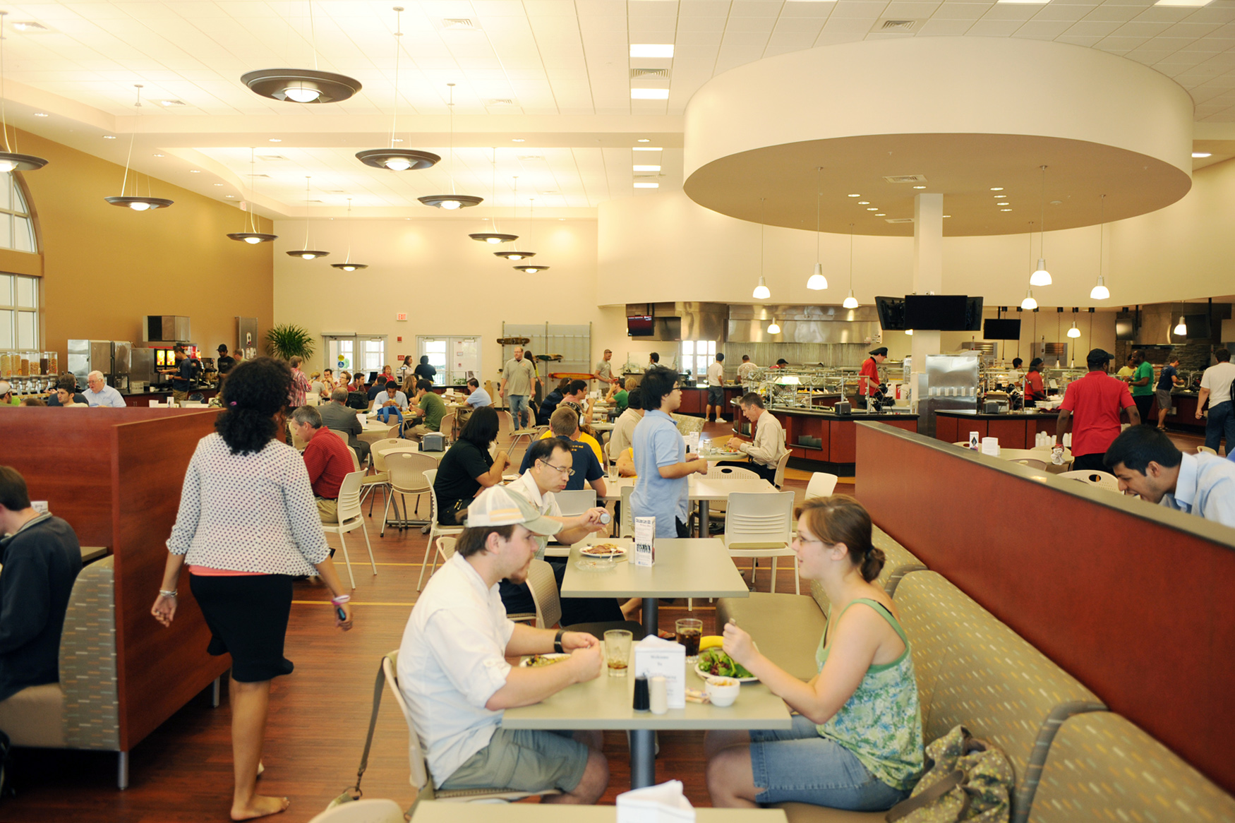 Panther Dining Hall | Florida Tech Ad Astra